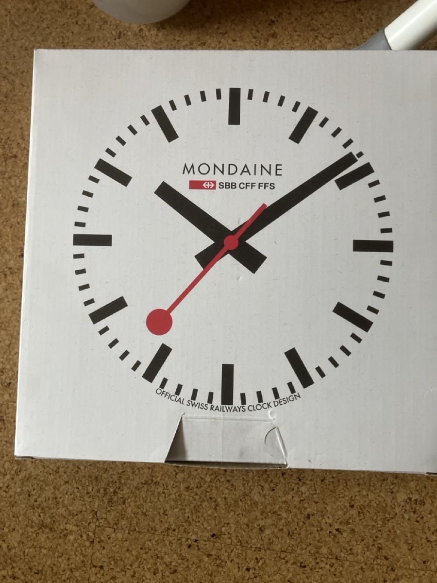 Original Mondaine SBB CFF FFS Wanduhr, Swiss Design, Top Zus (Neu und ...