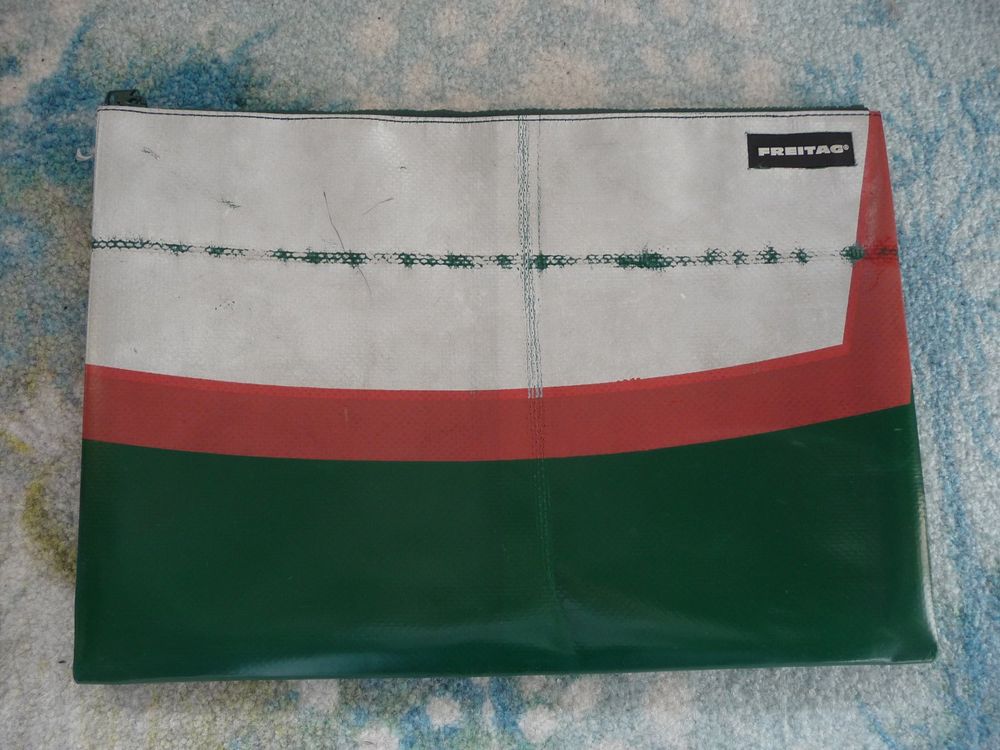 Freitag Pouch DAN F08 | Kaufen auf Ricardo