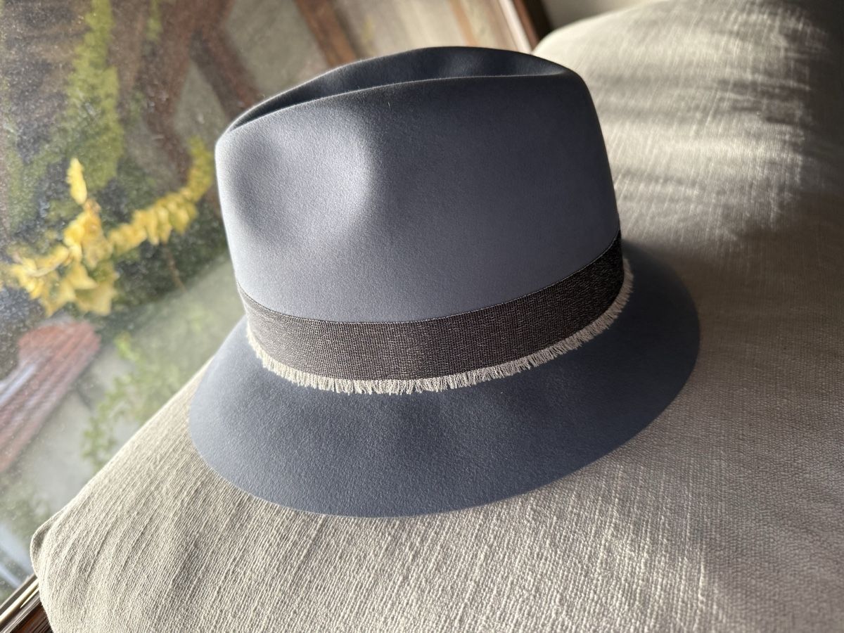 Loro Piana hat S 1140€ (Neu (gemäss Beschreibung)) in Barna für CHF 280 ...
