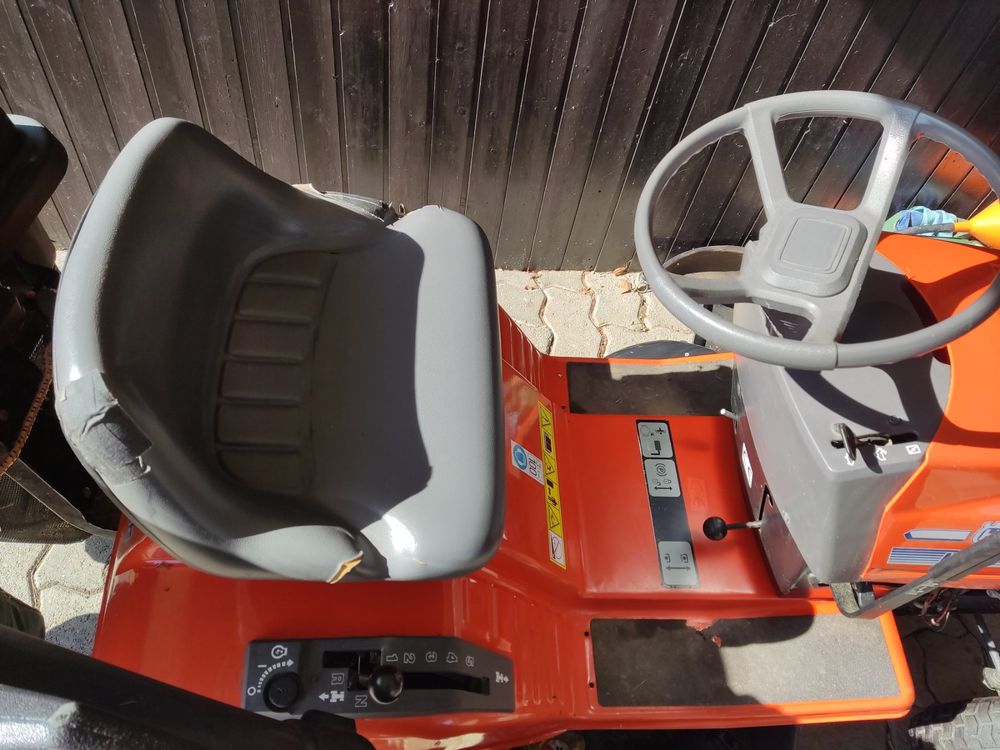 Aufsitzrasenmäher/Rasentraktor Husqvarna LR120, gebraucht (Gebraucht ...