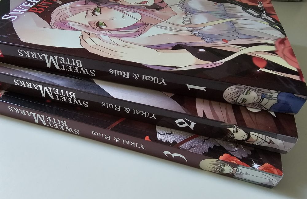 Manga Sweet Bite Marks 1-3 (Gebraucht) in Strengelbach für CHF 15 – mit ...