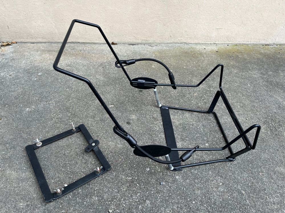 Steco Maxi-Cosi-Halterung Baby Mee, für Cargovelo (Gebraucht) in ...