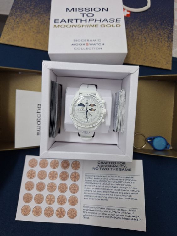 SwatchXOmega Mission to Earthphase Moonshine Gold Cold Moon (Neu und originalverpackt) in Zürich ...