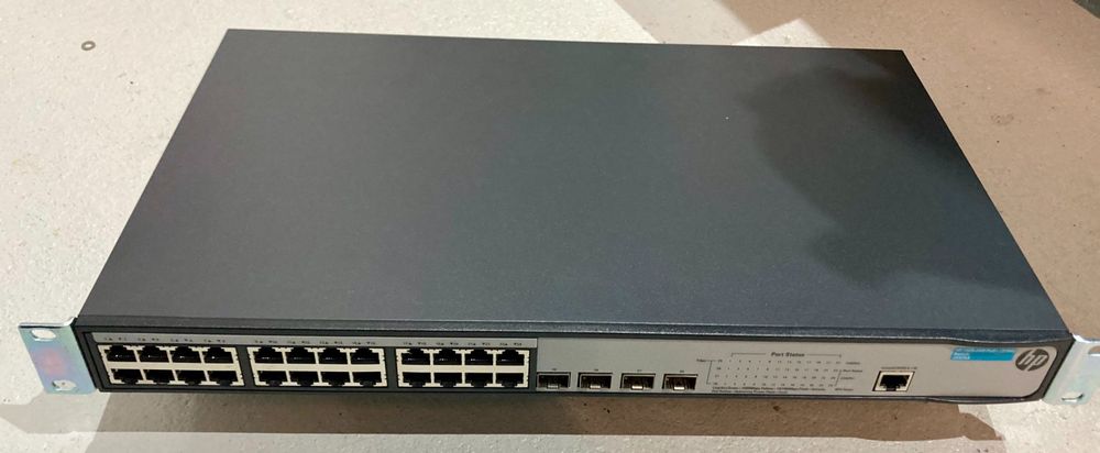 HP 1920-24G Switch(24x1G BASE-T PoE, 4xSFP), JG926A | Kaufen auf Ricardo