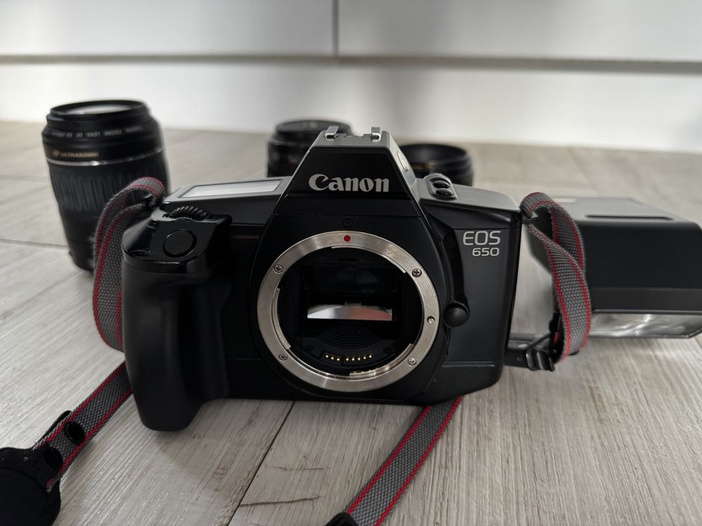 Canon EOS 650 mit 3 Objektiven und Blitz (Gebraucht) in Eschenbach SG ...