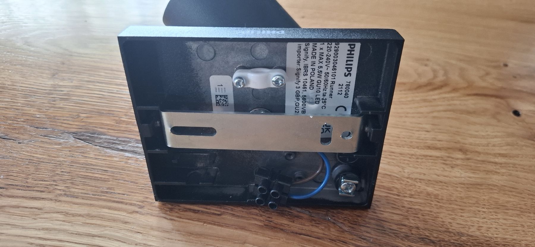 Philips Hue Runner Spot Schwarz White and Color (Gebraucht) in ...