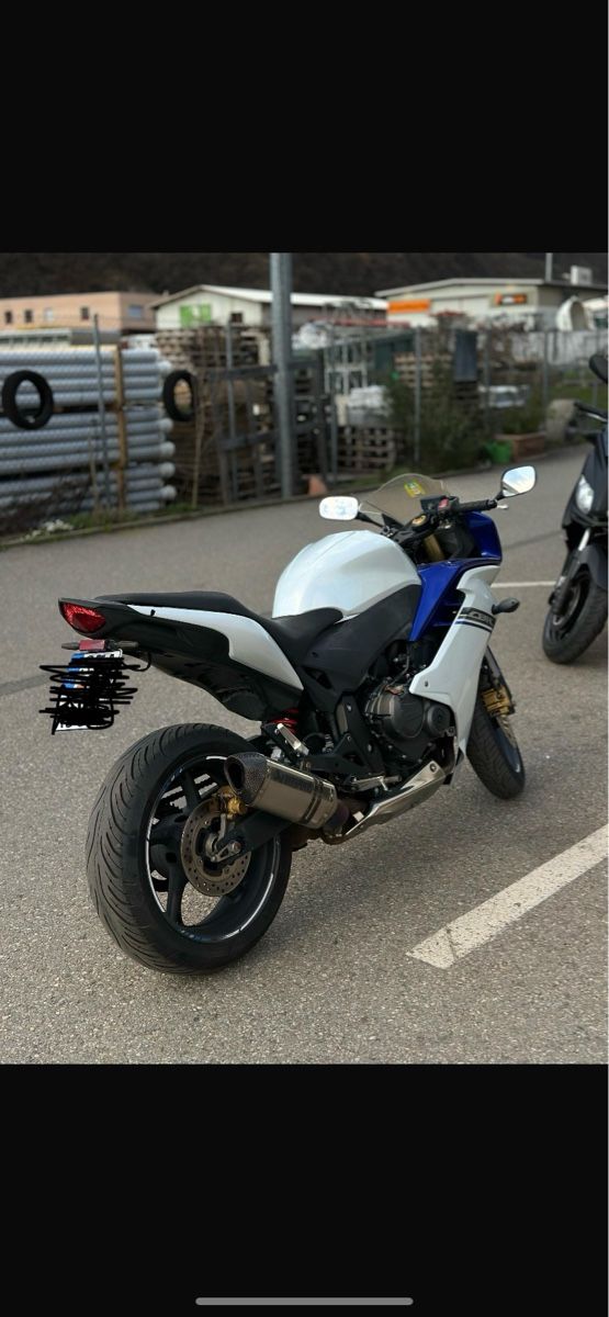 Honda CBR 600 (Gebraucht) in Bellinzona für CHF 3000 – nur Abholung auf Ricardo kaufen