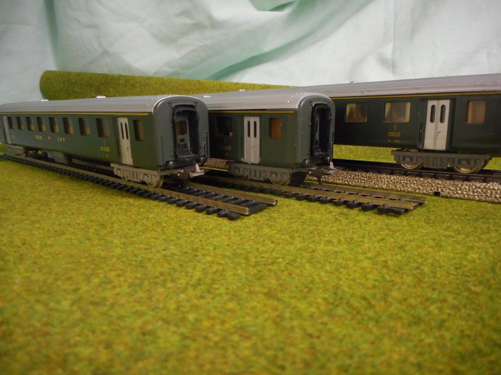 Lima 3x Personenwagen der SBB 1.Klasse H0/DC (Gebraucht) in Bretzwil ...