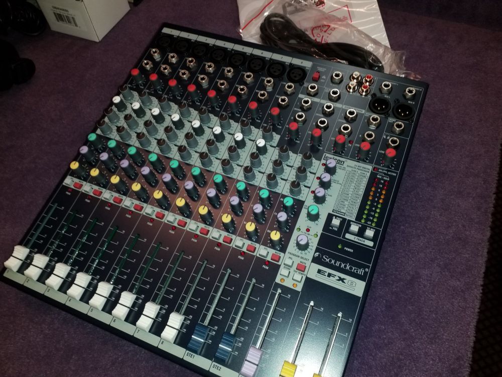 SOUNDCRAFT EFX 8 MISCHPULT ... NEU !!! | Kaufen auf Ricardo