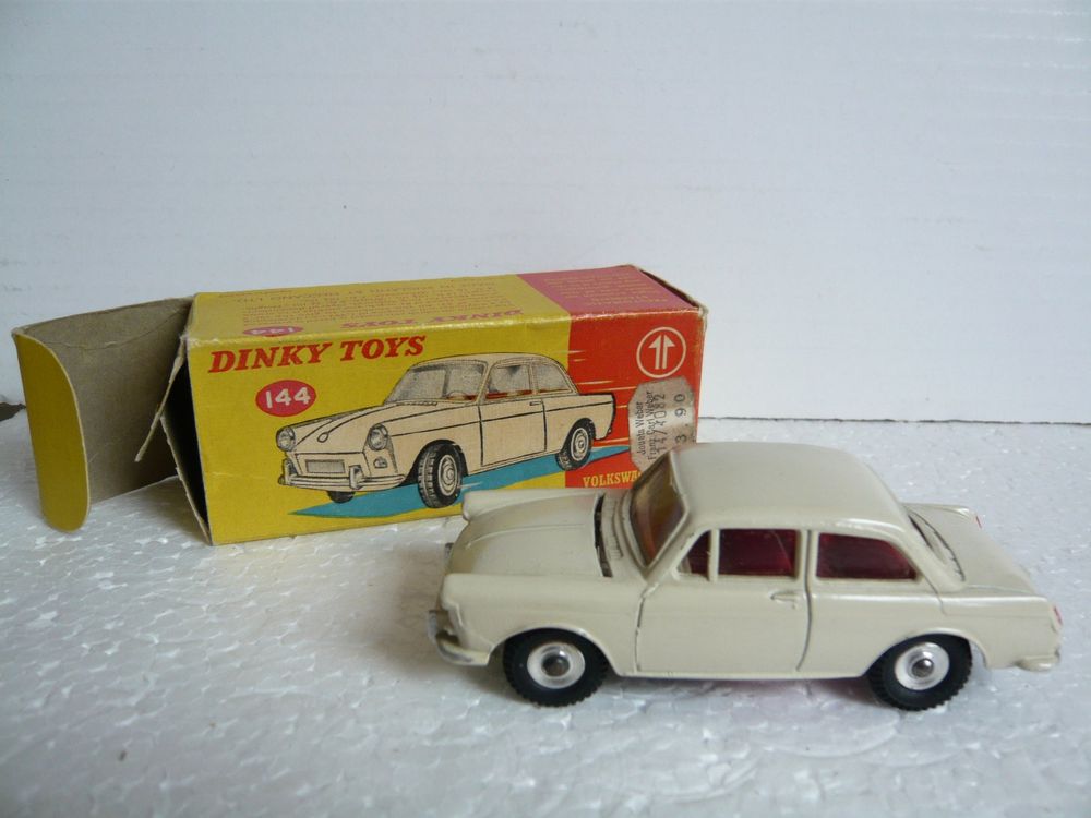 DINKY TOYS ORIGINAL NO 144 VOLKWAGEN 1500 TBE !! (D'occasion) à ...