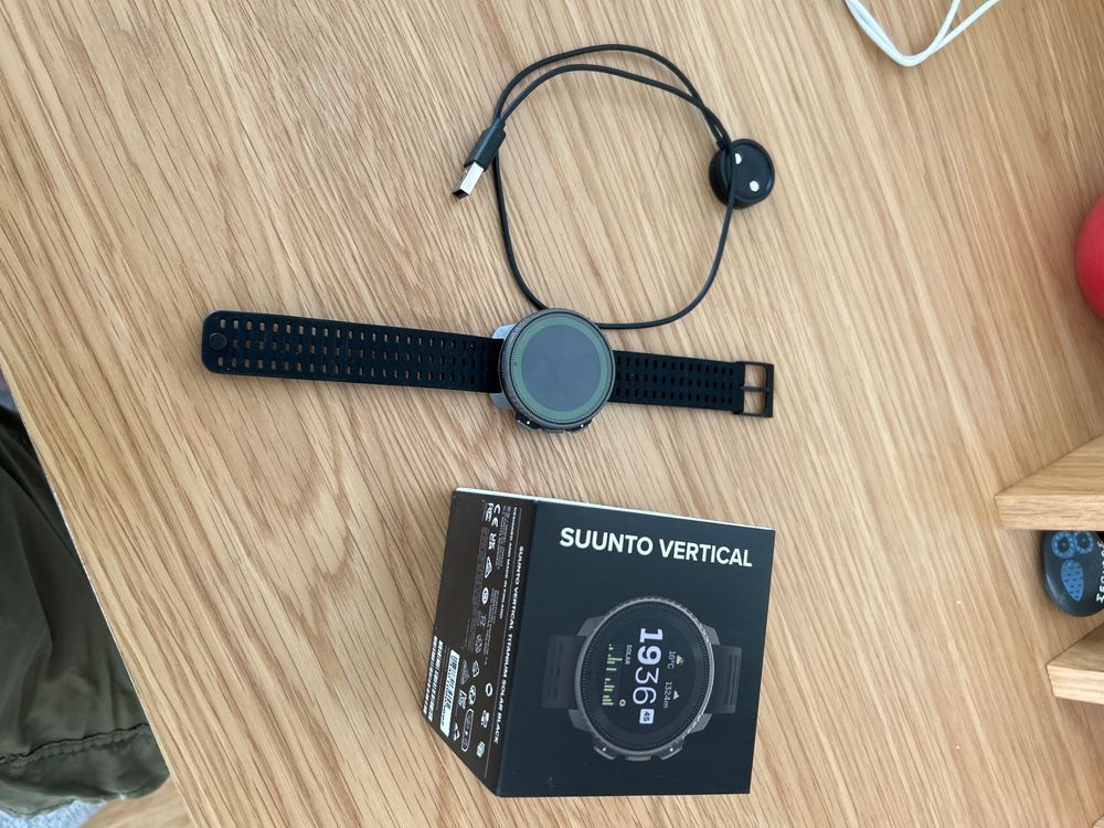 Suunto Vertical Titanium Solar Black | Kaufen auf Ricardo