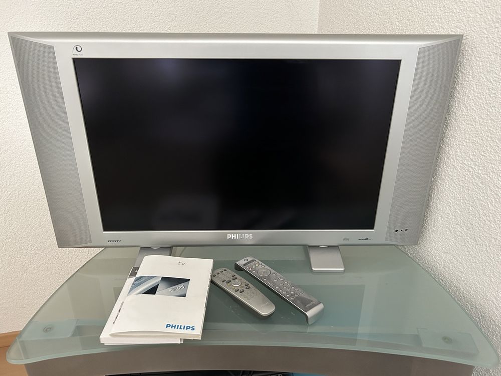 Philips TV / DVD Surround System (Gebraucht) in Hägendorf für CHF 1 ...