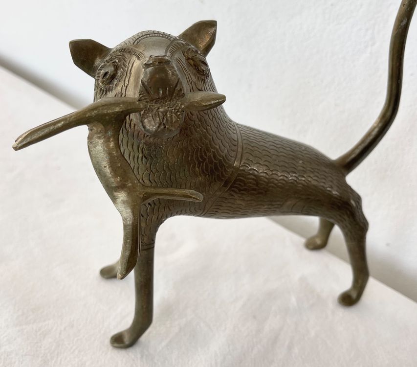 schöner grosser alter Bronze Löwe Fon Benin H 19 massiv 1 Kg (Gebraucht ...