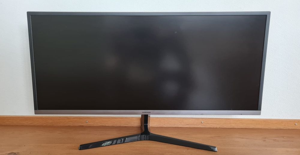 Samsung Monitor 34", 3440x1440, Ultra WQHD S34J550WQR | Kaufen auf Ricardo