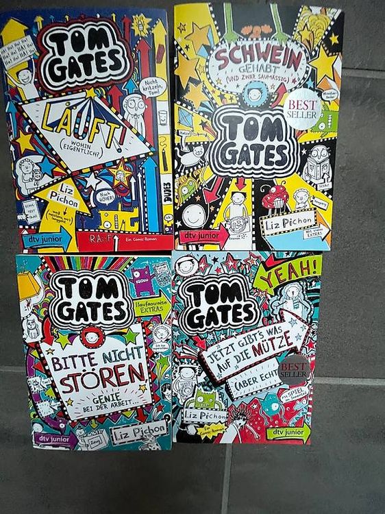 4 Tom Gates Bücher Liz Pichon Comic Roman (Gebraucht) in Suhr für CHF ...