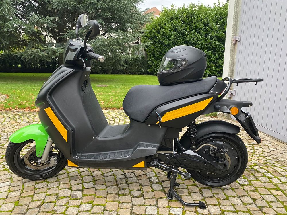 Lässiger E-Roller, Top Zustand, wenig Kilometer (Gebraucht) in Wangen ...