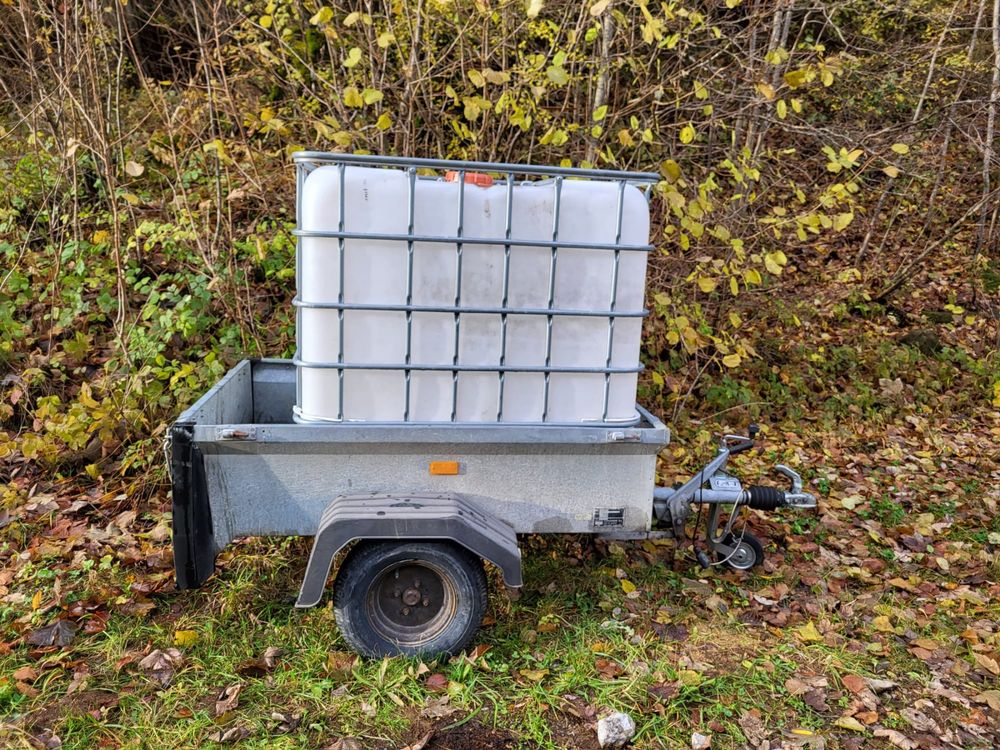 Anhänger mit Wassertank (Gebraucht) in Jaun für CHF 250 – nur Abholung ...