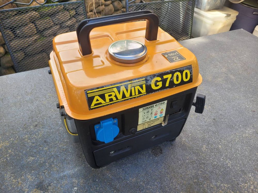 Stromgenerator Generator Arwin G700 (Defekt) in Tentlingen für CHF 26 ...