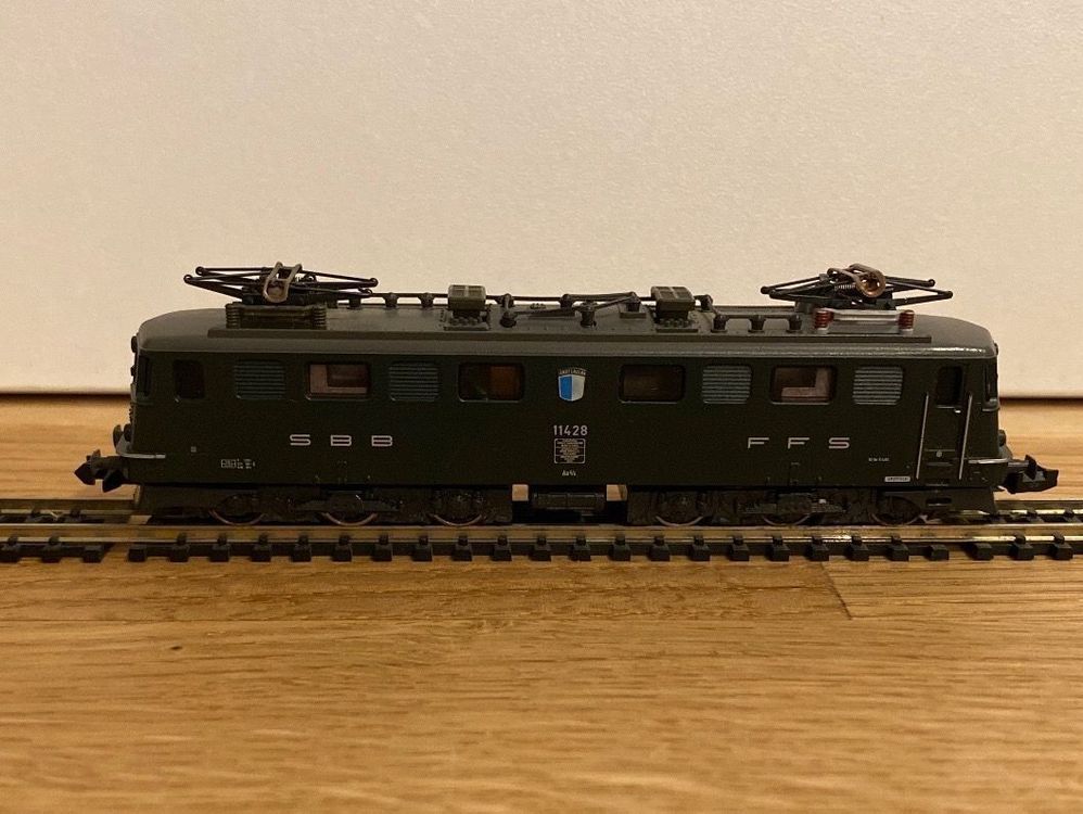 Minitrix SBB Ae 6/6 11428 „Stadt Luzern“ (Gebraucht) in Schlierbach für CHF 95 – mit Lieferung ...