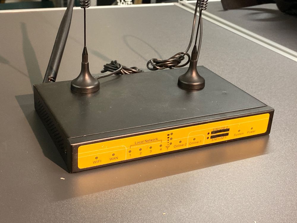 Four-Faith / F3B32 / dual sim 3G router | Kaufen auf Ricardo