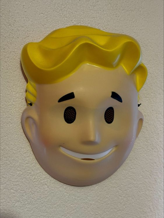 Fallout 4 Vault Boy Maske | Kaufen auf Ricardo