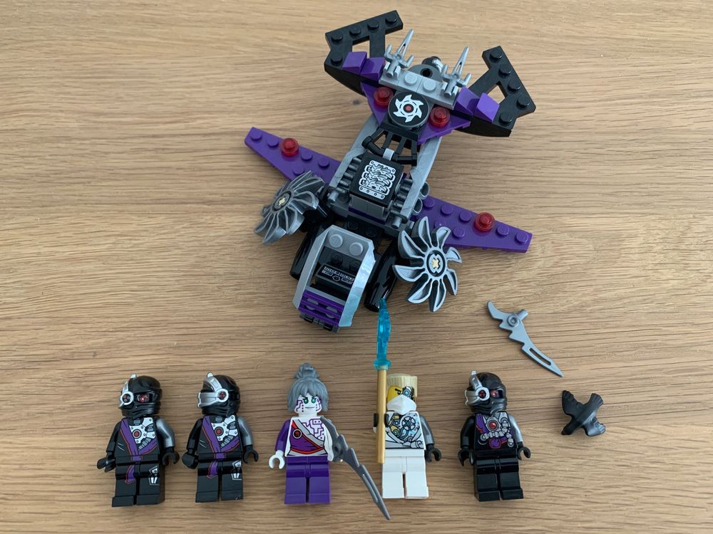 Lego Ninjago Nindroid Jet mit Zane und Pixal (Gebraucht) in für CHF 20 ...