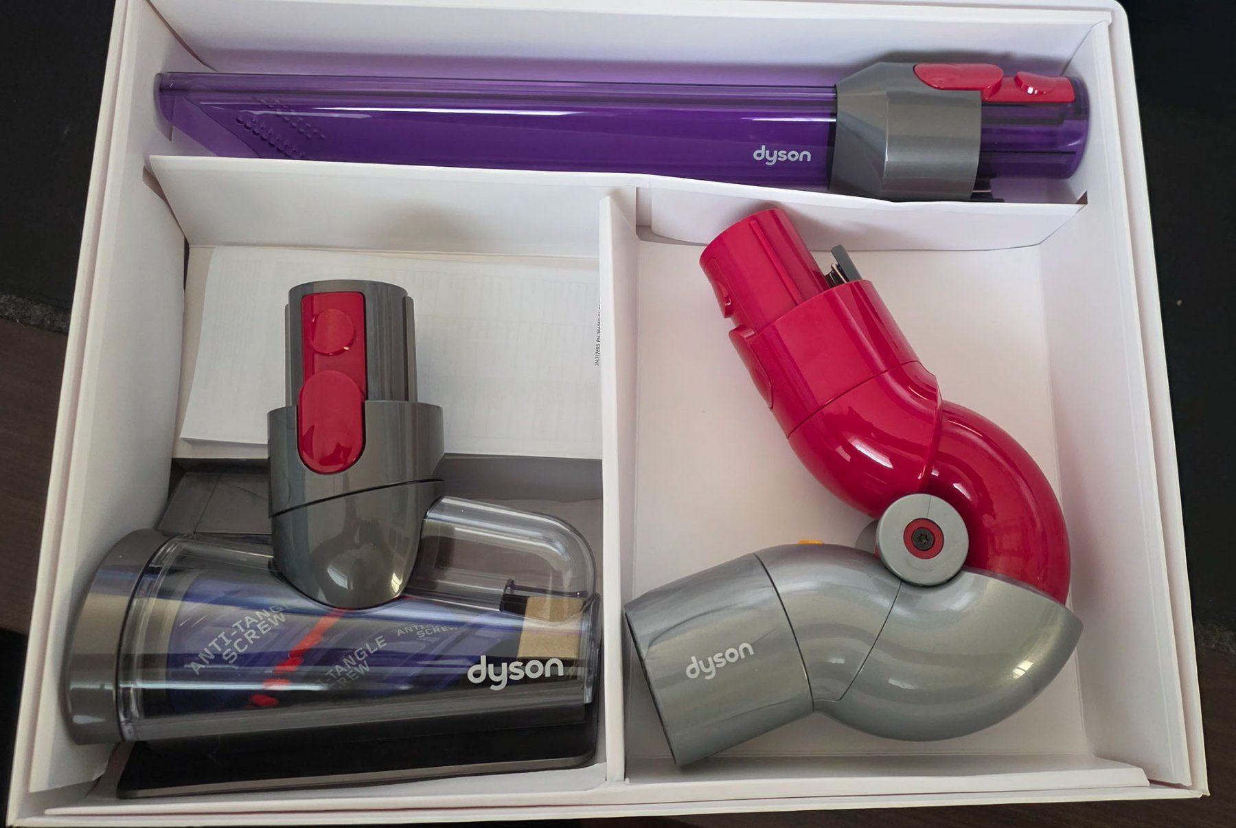 Dyson Advanced Cleaning Kit (Neu und originalverpackt) in Cham für CHF ...