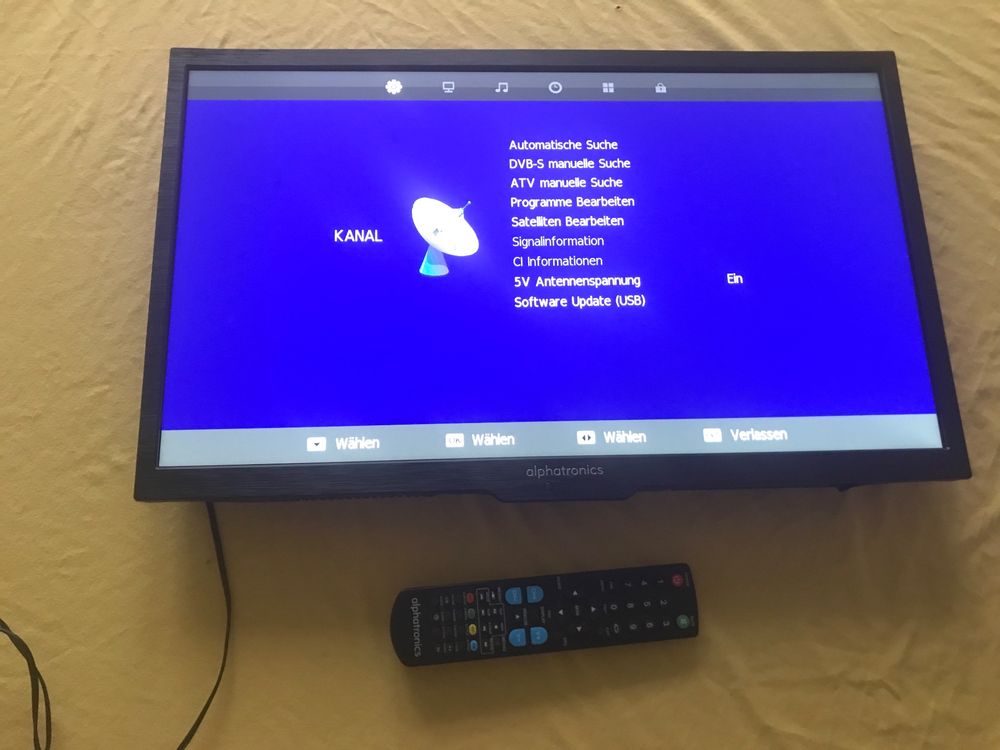 Camper Wohnwagen Fernseher alphatronics SL-22 DSB | Kaufen auf Ricardo