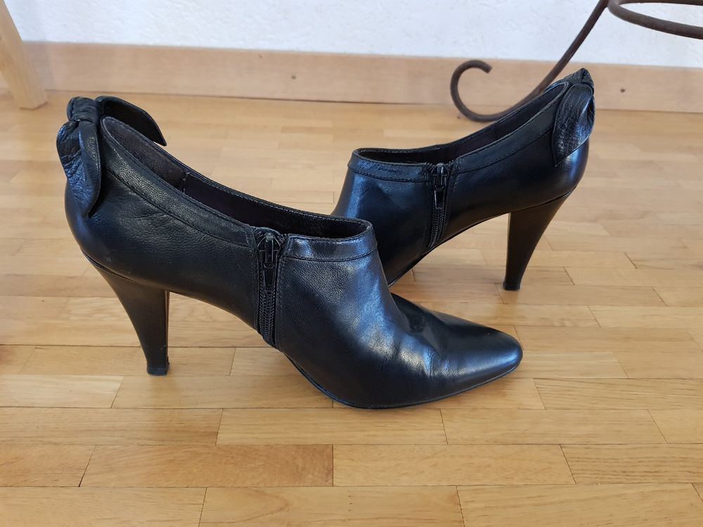 Escarpins mini boots Caroll cuir noir | Kaufen auf Ricardo