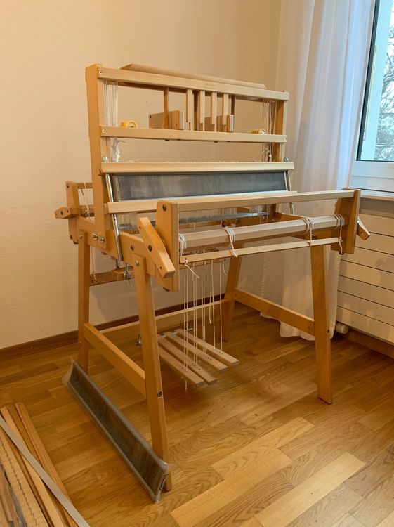 Glimakra Webstuhl mit 4 Schäften (Gebraucht) in Luzern für CHF 500 – nur Abholung auf Ricardo kaufen