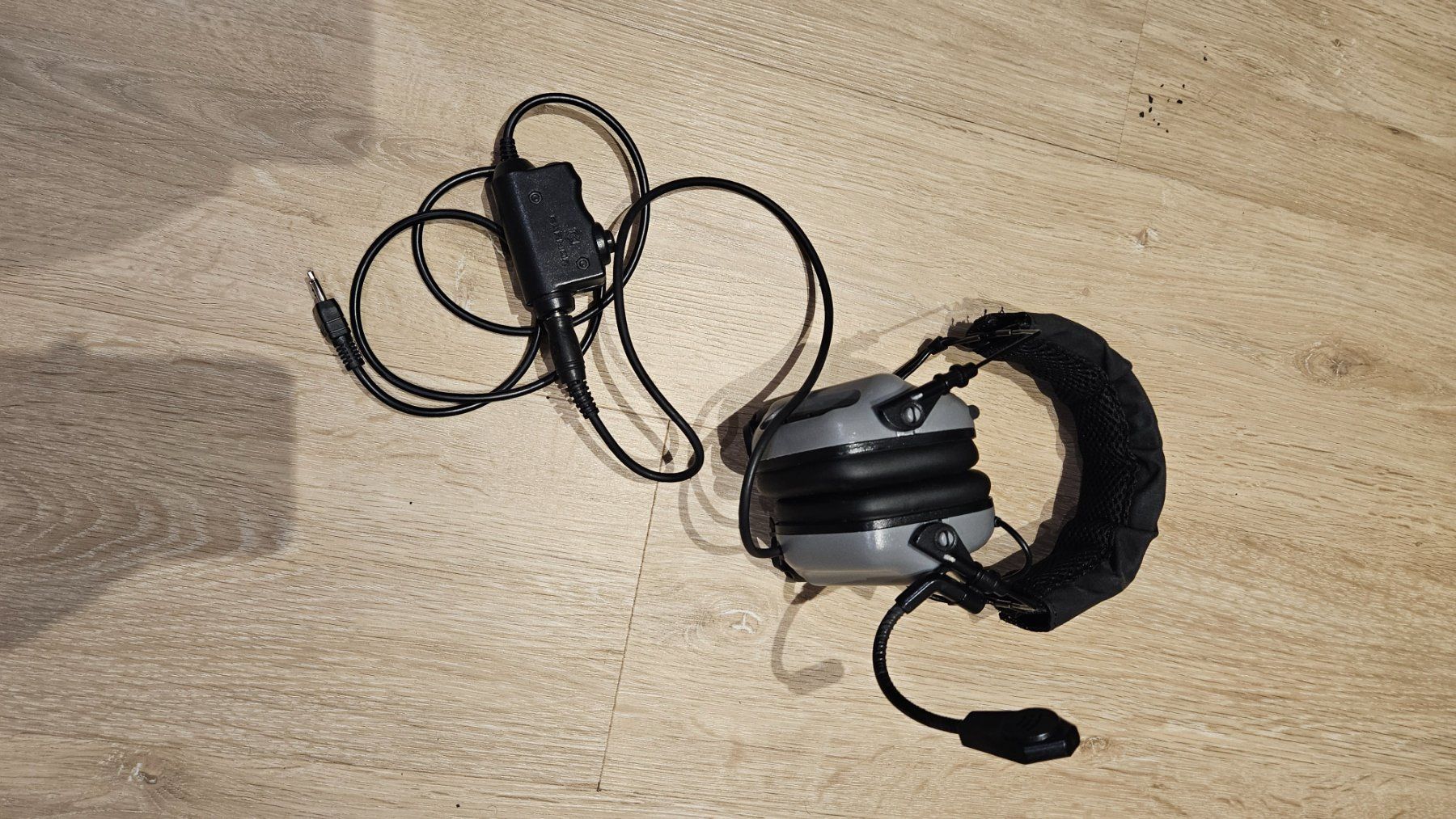 Midland G7Pro mit PTT & Headset (Gebraucht) in Tann für CHF 80 – mit ...