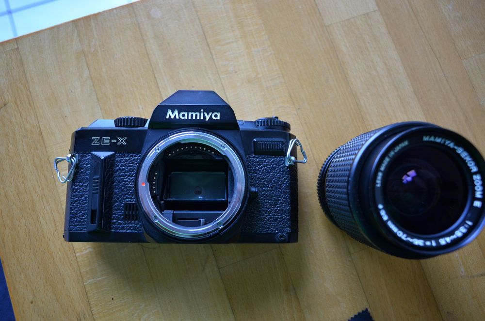 Mamiya ZE-X / Mamiya Sekor Zoom E 1:3,5-4,5 35-70 | Kaufen auf Ricardo