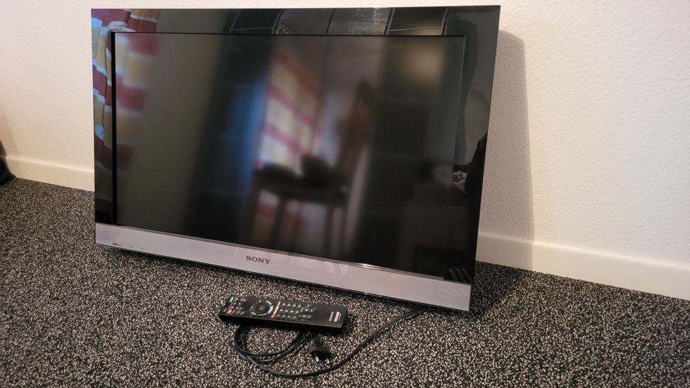 Sony Bravia TV, KDL-32EX302 (Gebraucht) in für CHF 10 – nur Abholung ...