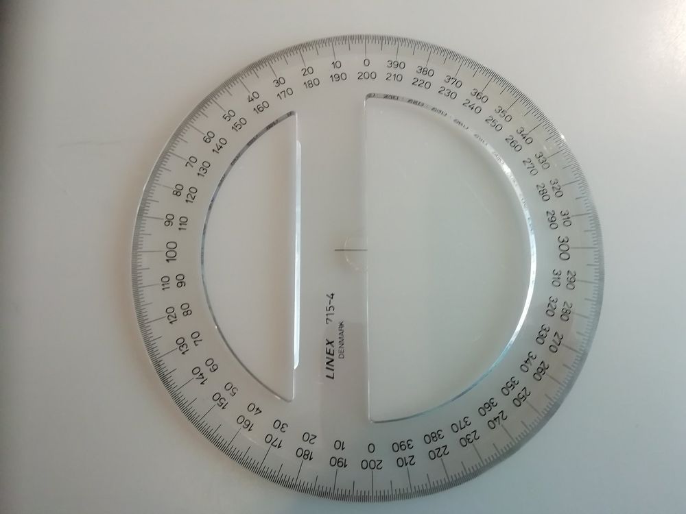 Konstruktions Dreiecke und Winkelmesser 400 Gon (Gebraucht) in Jona für CHF 25 – mit Lieferung ...