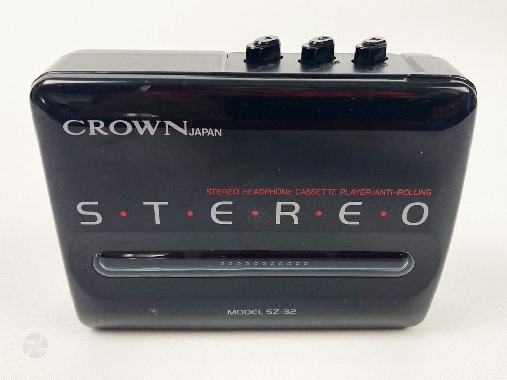 CROWN SZ-32 Walkman Stereo Cassette Player Vintage Schwarz (Gebraucht ...