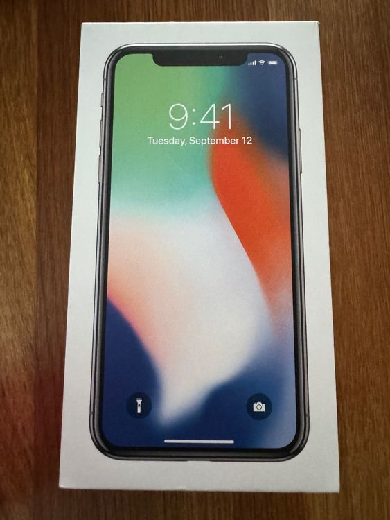 iPhone X Silver 64GB | Kaufen auf Ricardo