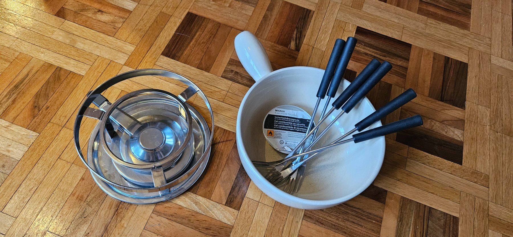 Fondue Set Keramik mit Rechaud und Gabeln - Winterzeit! (Gebraucht) in ...