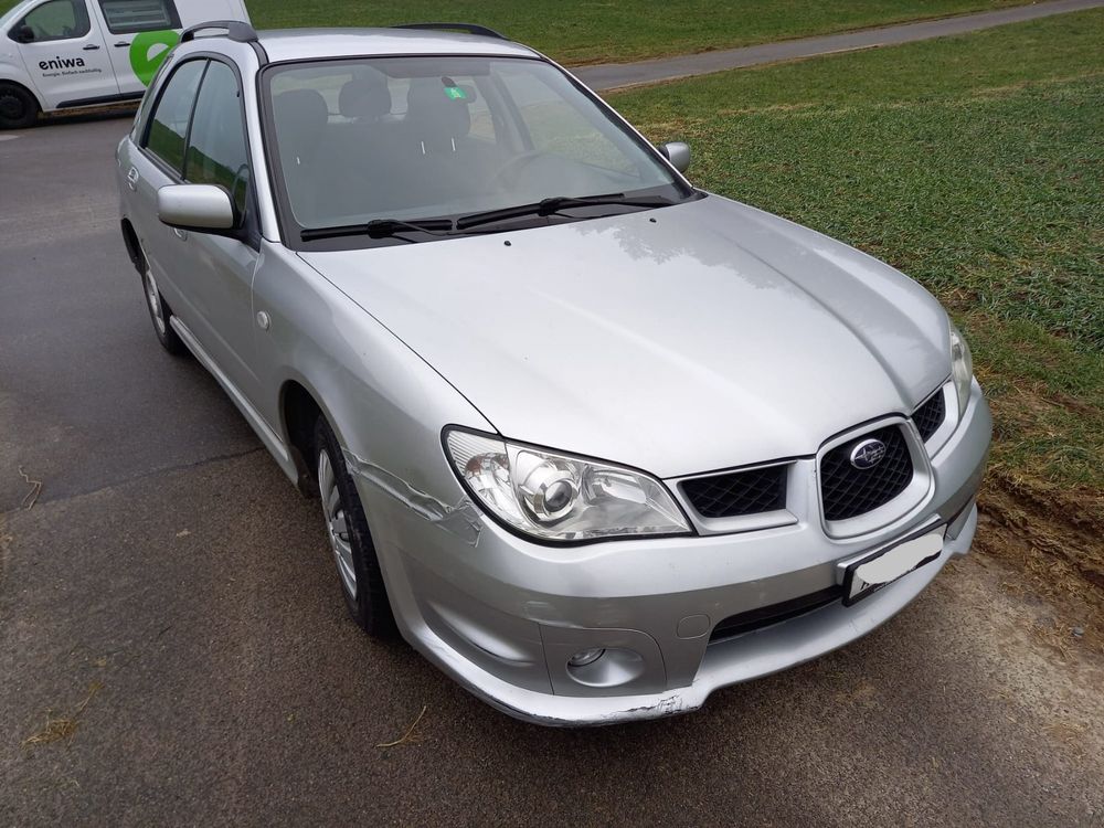 Subaru Impreza 1.5R Swiss de Luxe (Gebraucht) in Suhr für CHF 300 – nur Abholung auf Ricardo kaufen