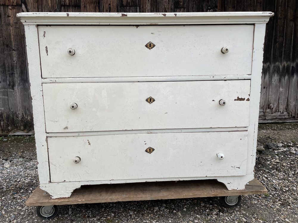 grosse commode en sapin a décaper a peindre ou a restaurer | Kaufen auf ...