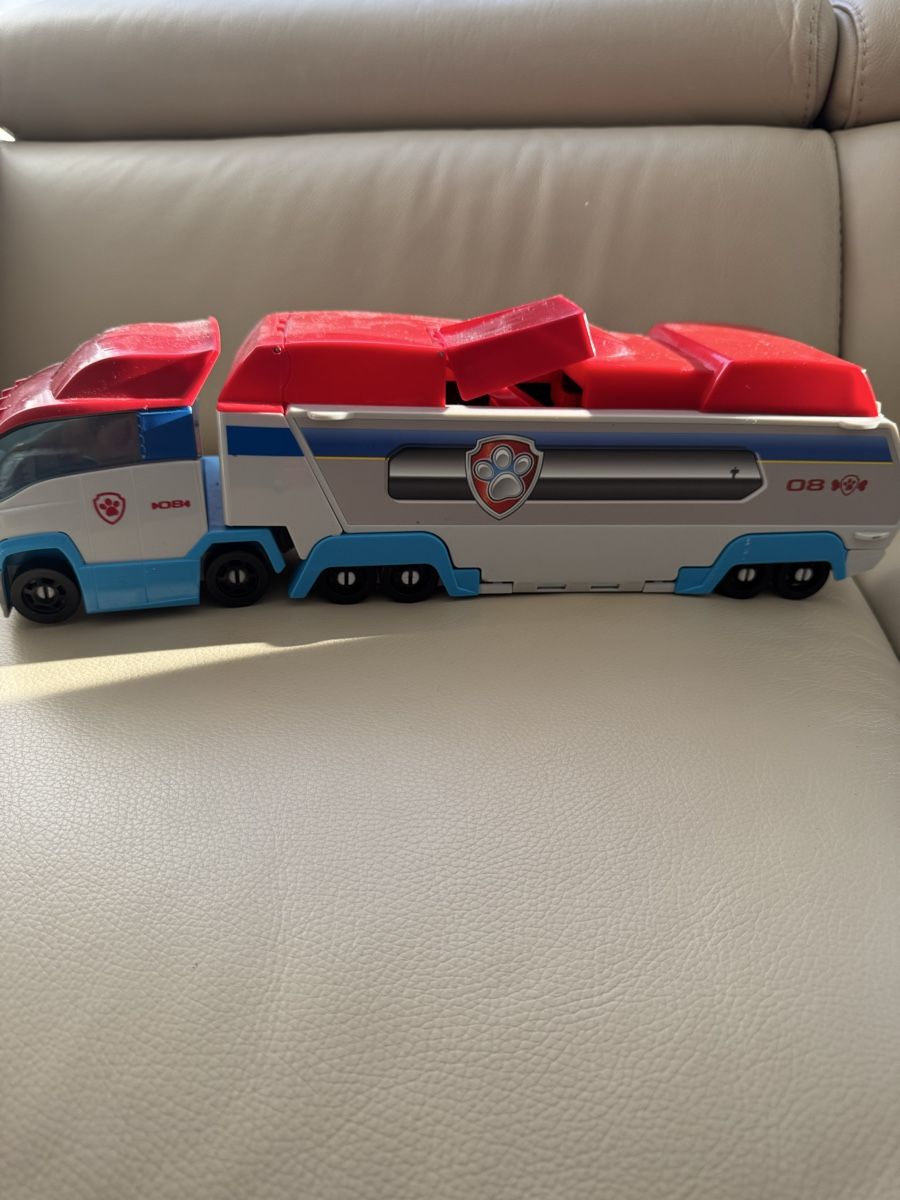 Paw Patrol Truck, gut erhalten, für kleine Entdecker! (Gebraucht) in ...