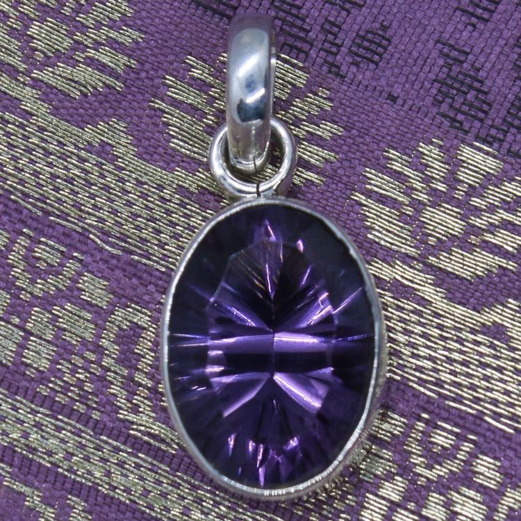 Amethyst Anhänger Silber 925 Sterlingsilber Oval modern Lila (Neu und ...