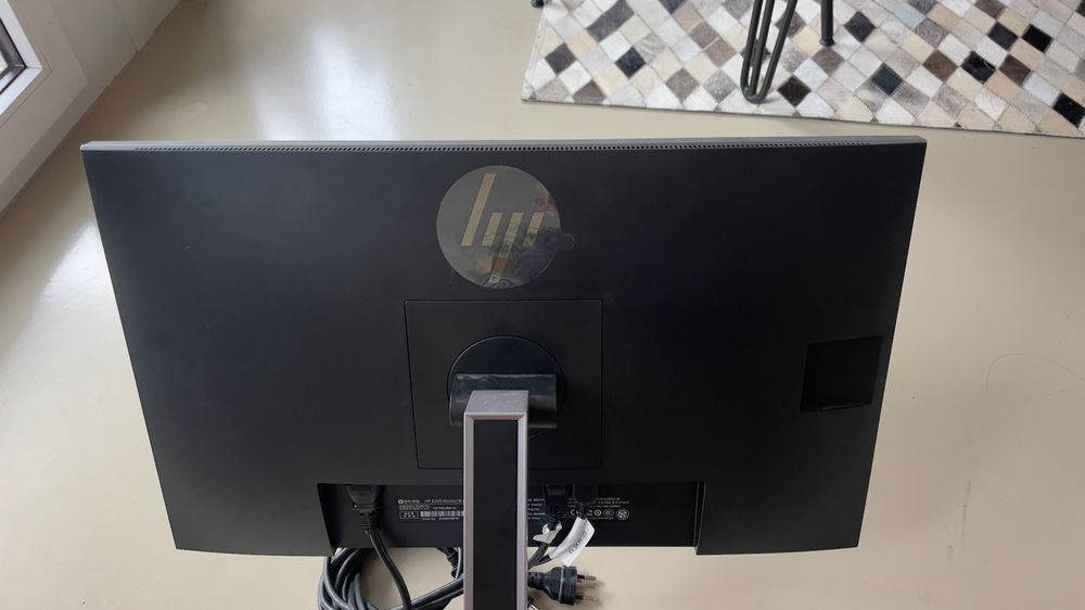 HP Monitor - HP E243 (Gebraucht) in Uster für CHF 43 – nur Abholung auf ...