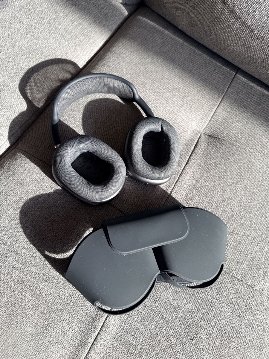 Apple AirPods Max (Neu (gemäss Beschreibung)) in Turbenthal für CHF 280 ...