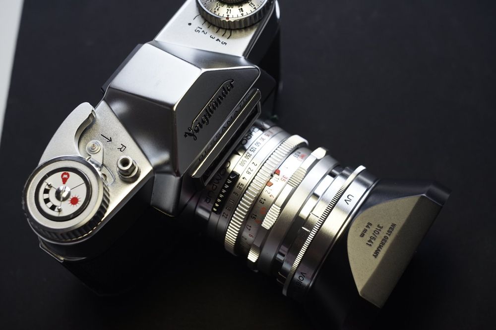 Voiglander Bessamatic und SEPTON 50mm f2, Collector Item (Gebraucht) in Steinhausen für CHF 270 ...