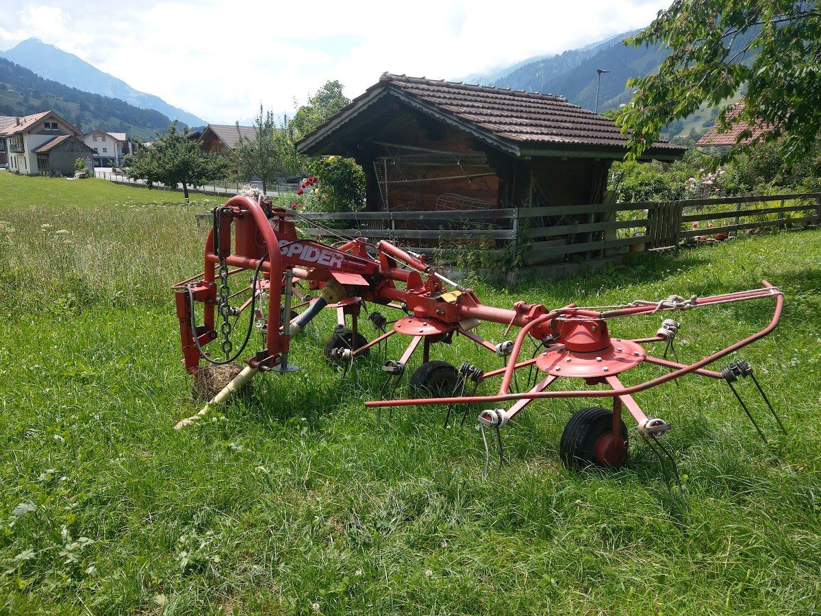Kreiselheuer Zetter Heuwender Sip Spider 450 Hidro (Defekt) in Reichenbach i.k. für CHF 800 ...