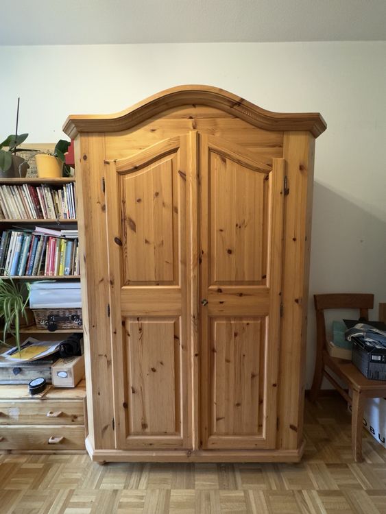 Armoire en pin massif | Kaufen auf Ricardo