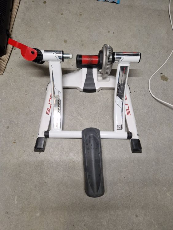 Elite Qubo Fluid (Gebraucht) in Oberdiessbach für CHF 25 – nur Abholung ...