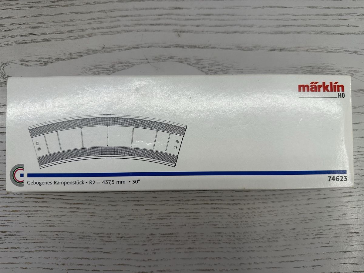 Märklin 74613 74623 Rampen C-Gleis (Gebraucht) in Lupsingen für CHF 15 ...