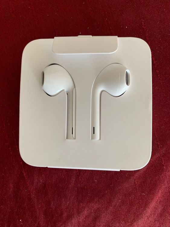 Apple Kopfhörer Lightning (Neu und originalverpackt) in Schattdorf für ...