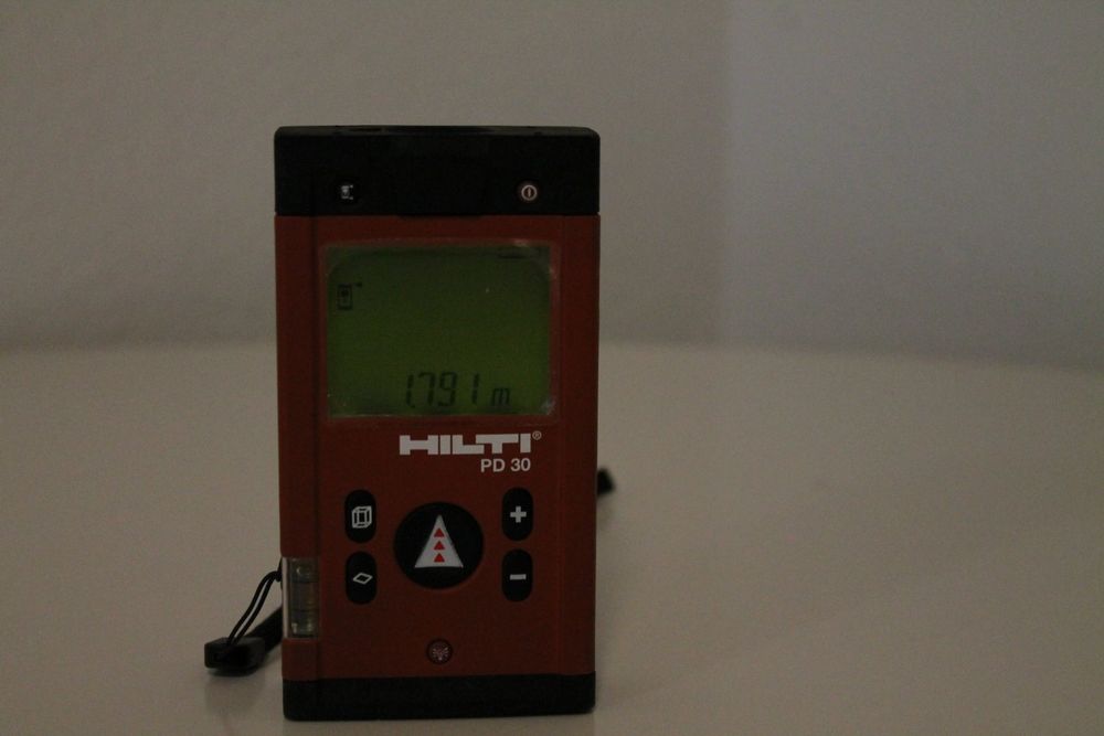 Hilti PD30 / Laser Reichweitenmesser Entfernungsmesser (Gebraucht) in ...